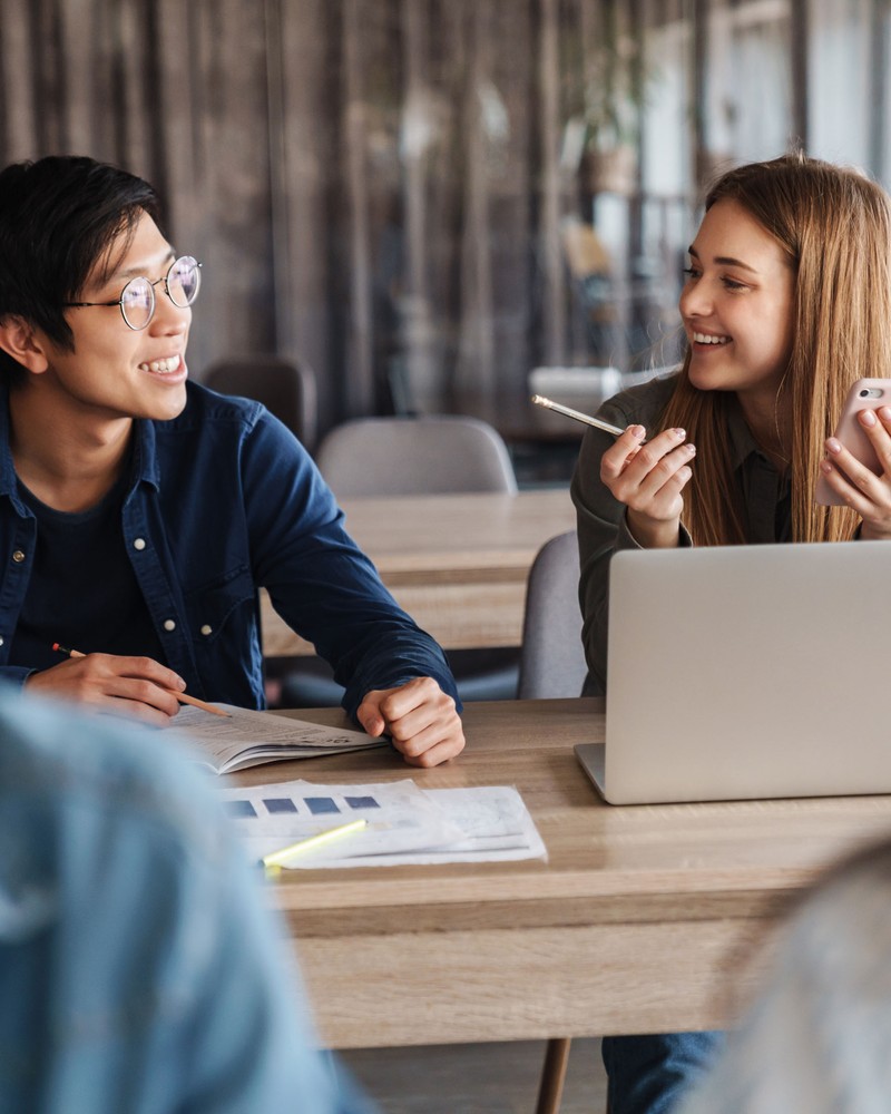 跟着EF学习地道日常英语口语 | EF成人英语